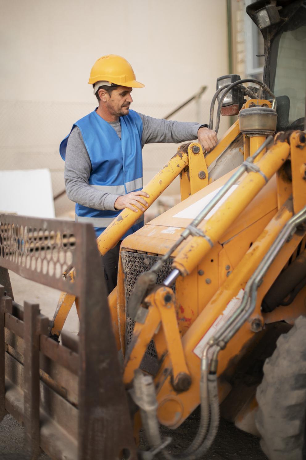 Adequação de Maquinários: Segurança e Eficiência